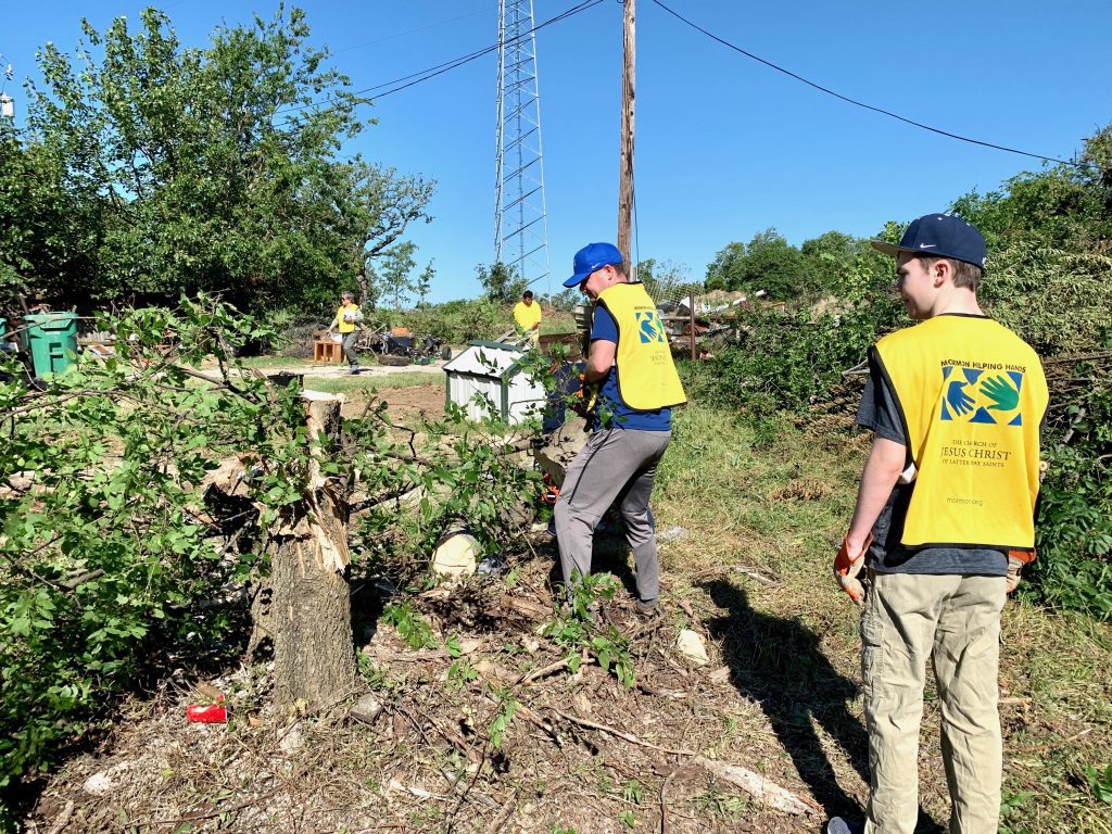 North Texas Latter-day Saints Offer Helping Hands in Tornado Relief ...